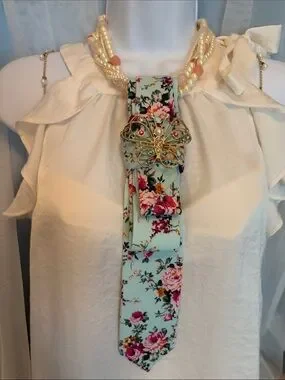 Jewelry | Floral Mint Neck Tie On Faux Pearl Necklace Decorative ...